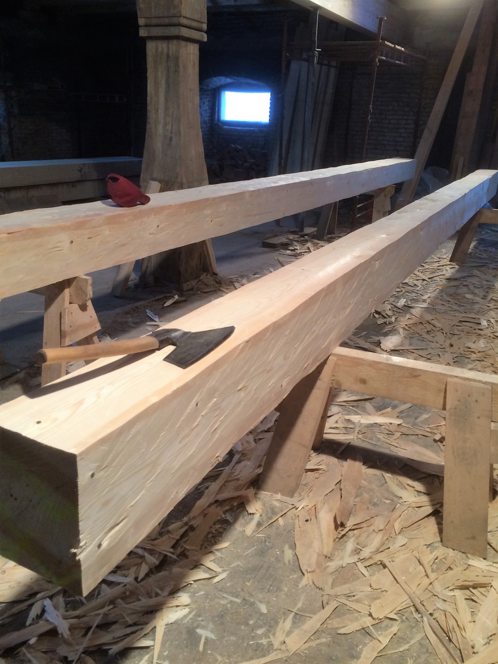 Ručně tesané trámy | Tesari-ov.cz